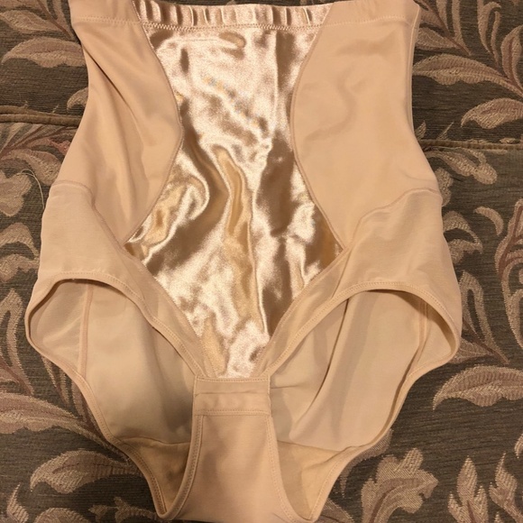 Maidenform | Intimates & Sleepwear | Maidenform Shapewear Rare Classic ...